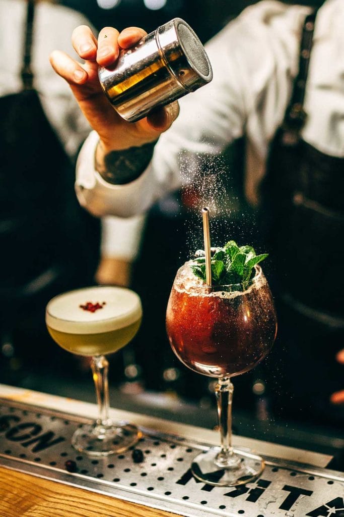 22 Top-Rated Happy Hour Spots In Brooklyn, NYC - Bklyn Designs